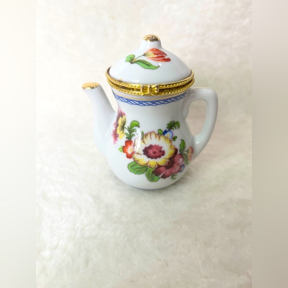 Source Unknown | Storage & Organization | Vintage Trinket Box Porcelain ...